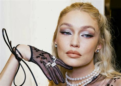 Этот модный летний макияж подойдет для любого цвета глаз