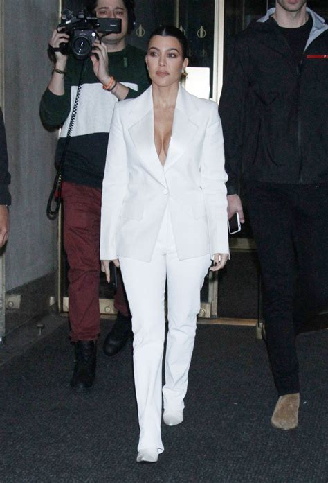 Happy 40th Birthday To Kourtney Kardashian The Standout Dresser On