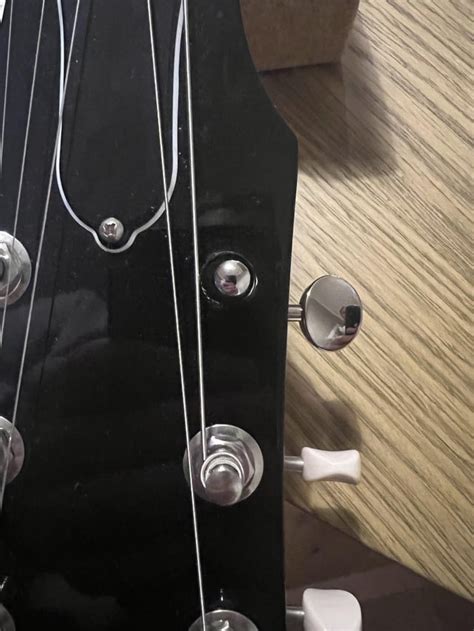 Are These Locking Tuners Incompatible With My Sg R Gibson