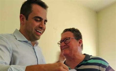 Gustavo Sebba Entrega Emenda De R 1 Milhão à Santa Casa De Catalão