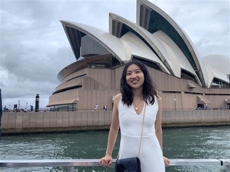 Watch Computer Science Major Helps Fight Infectious Diseases With Ai