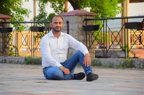 Imran Shafi On Linkedin Zameen Pay Bath K Gharoor Ko Khak M