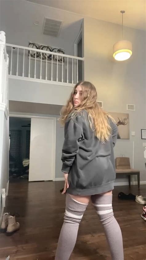Her Twerk Sophieraiin Instagram