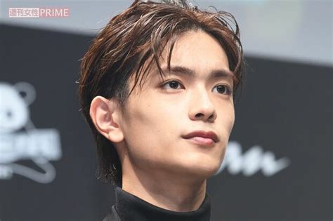 『なにわ男子』高橋恭平と熱愛報道のウルトラマン女優・黒木ひかり、長尾謙杜の元セクシー女優“彼女”三上悠亜とも1年前に“繋がっていた”、距離が近