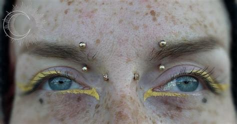 𝒥ℯ𝓃𝓃𝒶 ℬℯℯ On Instagram Heres Something Unique Paired Eyebrow