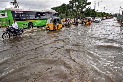 Heavy Rains Predicted In Telangana Imd Issues Orange Warning