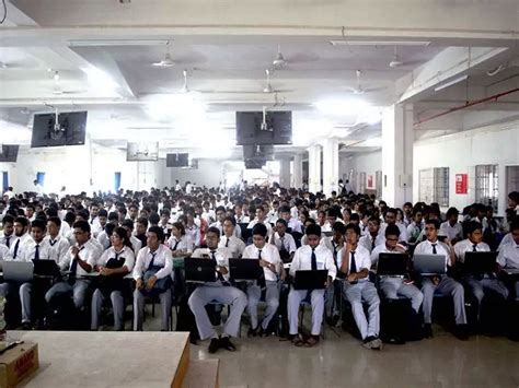 university of engineering and management kolkata pagalguy