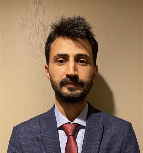 Yrd Doç Dr İlker Uyar Plastik Rekonstrüktif Ve Estetik Cerrahi İzmir Doktor Ara Soru