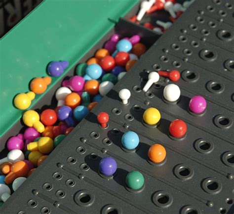 Les Origines Mystérieuses Du Mastermind Le Jeu De Société Révolutionnaire Gus And Co