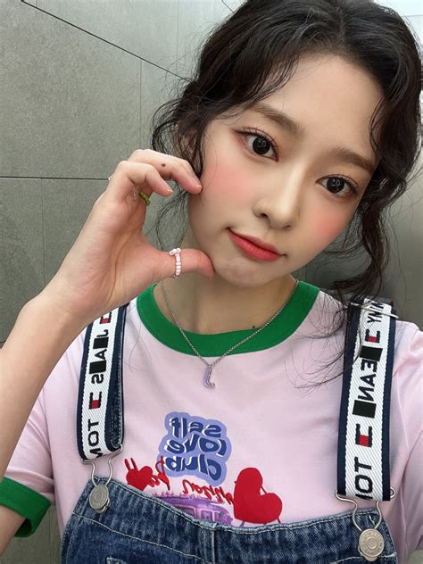 220827 Kim Minju Twitter Update Rizone