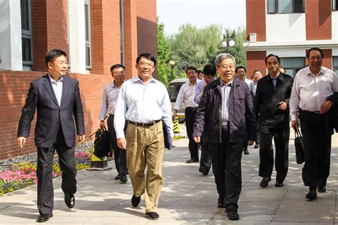 教育部党组书记、部长陈宝生一行视察法大 中国政法大学新闻网