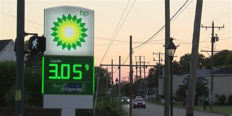 Gas Prices Expected To Continue Trending Downward