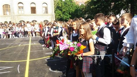 Deschidere De An Scolar La Liceul Pedagogic Carmen Sylva Din Timisoara