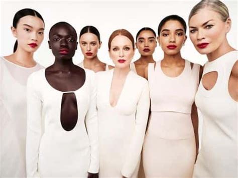 Who Is Carre Otis Husband 90s Supermodel Returns With A Bang Poses