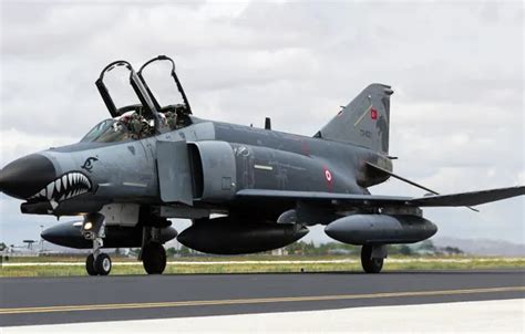 Wallpaper Fighter Lights Pilot F 4 Phantom Ii Chassis Mcdonnell Douglas F 4 Phantom Ii