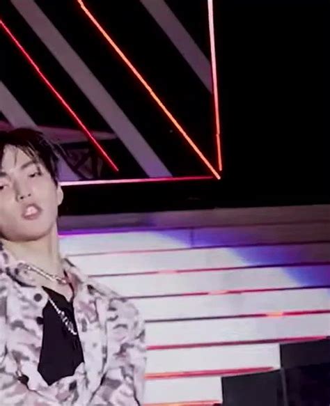 Top Most Lgbt Videos On Twitter Https T Co S Giregm Twitter