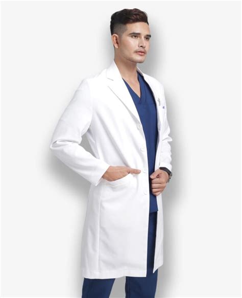 Tìm hiểu lab coat là gì và vai trò của nó trong lĩnh vực y tế