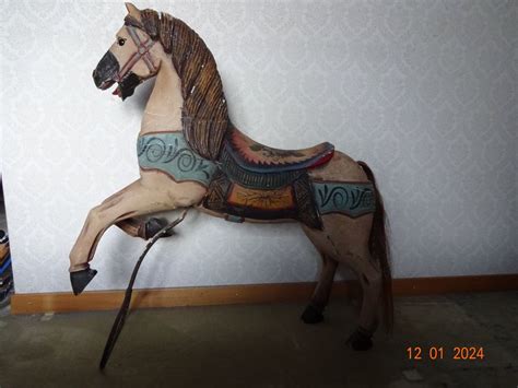 Karussell Pferd Klein Kaufen Auf Ricardo