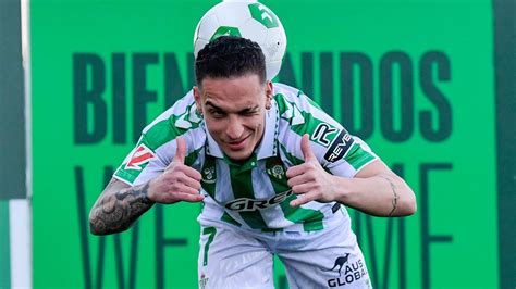 Menyala Di Real Betis Antony El Gasing Kirim Pesan Kuat Untuk Mu Dan