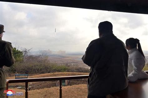 Qué se sabe de la familia de Kim Jong un y por qué mostró a su hija por primera vez en Corea del