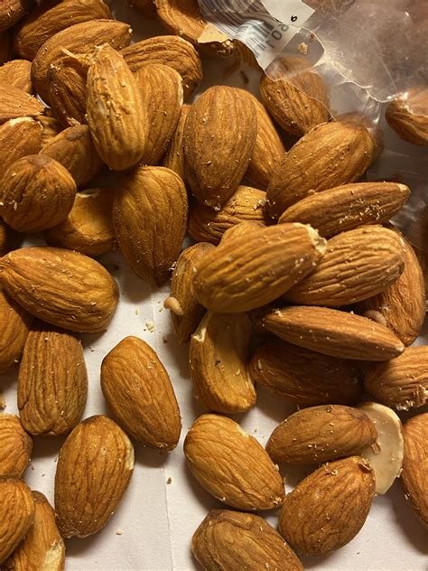 Almonds Living Well In The Panhandle