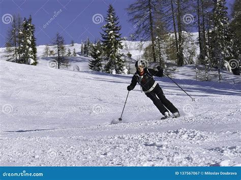 Mature Women Skiing Stock Image Image Of Sport Skiing