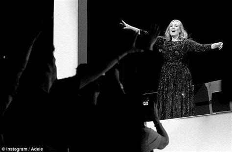 Adele Has Her Hair Primped In Candid Behind The Scenes Snaps From Tour