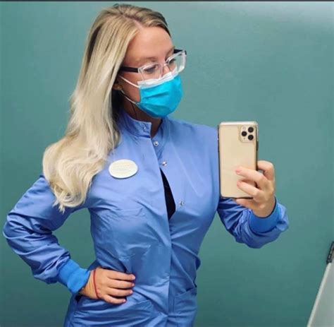 Dentalhygienist Selfies Indiana Ivytech Hygienist Joinourteam Heartlanddental Teeth