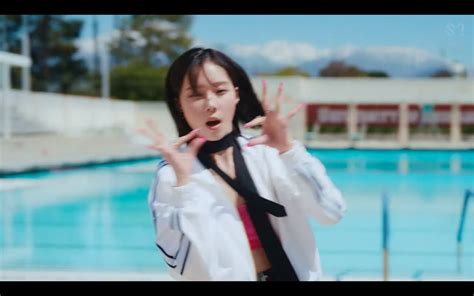 홗읺절차 On Twitter 이 컷들이 좋았음 1 2짤은 미국 하이틴이 아니라 한국판 퀸카로살아남는법 만든 것처럼 착장과 화장실 구조 가 뭔가 친근감 있음