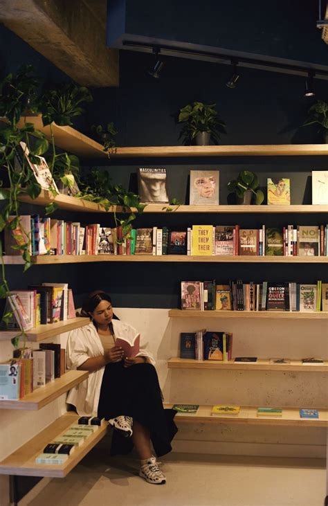 London Lgbtqia Lgbtqcommunity Money Dr Angela Carlton Devitt