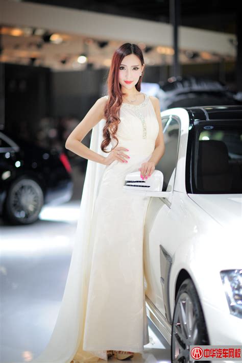 2013广州车展人人需要一个好女神 汽车图库 中华汽车网校