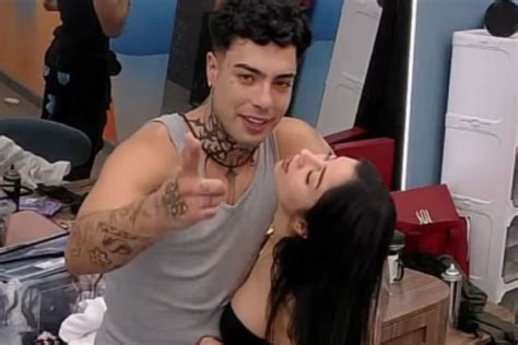 Naim Darrechi Pide A Katy Cardona Ser Su Novia Tras Su Polémica