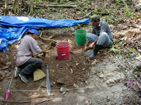 Photos From 2001 Mesoamerican Research Center