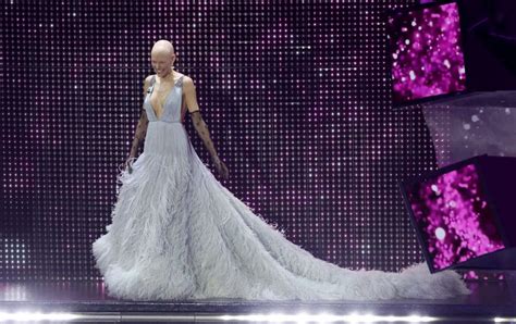 Sanremo 2025 Bianca Balti E Gli Outfit Che Hanno Fatto Sognare Scopri