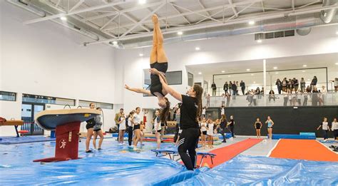La gimnasia rítmica y artística estrenan pabellón en Tres Cantos