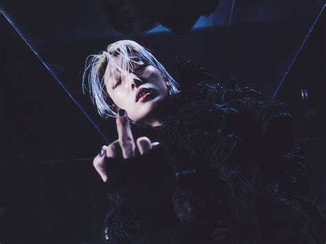 Bobby Ikon Comeback Solo Dengan F