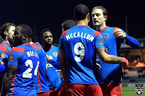 Match Report Yeovil Town 0 3 Daggers Dagenham And Redbridge Fc