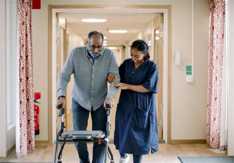 Whats The Difference Assisted Living Vs Nursing Homes