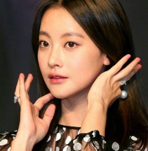 자유수다 언니들은 이효리 코 강남언니 1등 성형수술and피부시술 정보앱