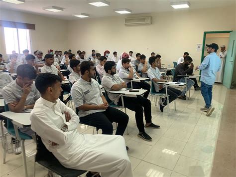 كلية السياحة والفندقة للبنين بالطائف On Twitter 📸تغطية جانب من تهيئة
