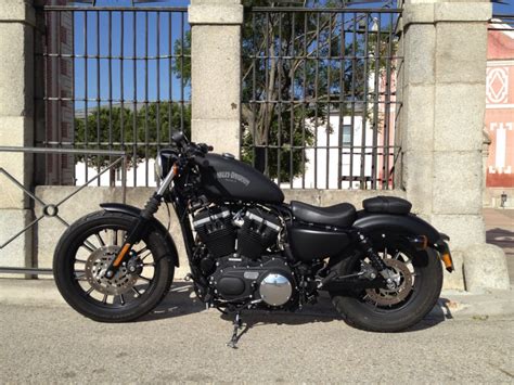 De Rutas Y Motos Harley Davidson Sportster Xl 883n Iron