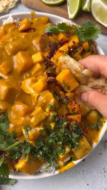Easy Mango Chicken Coconut Curry Recipe Recipe Curry Recipes