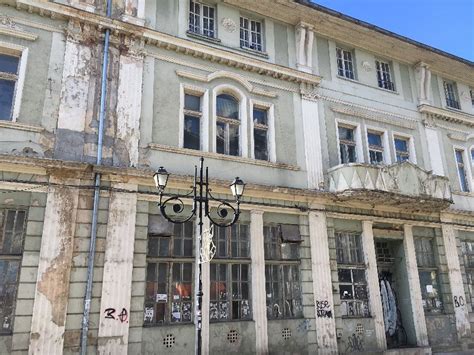 Планът за възстановяване и устойчивост ще финансира ремонта на Дома на учителя Утро