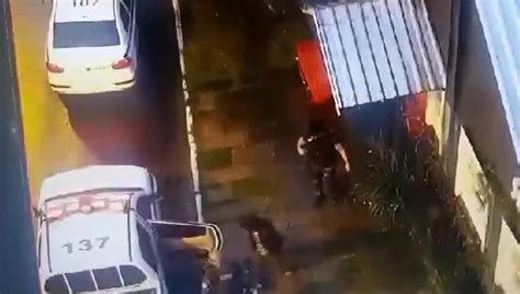 CANOAS Criminoso é preso após invadir restaurante