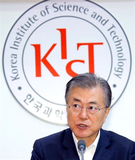 불같이 화낸 文대통령 개별 대통령기록관 건립에 직접 제동백지화 수순 밟을 듯 아주경제