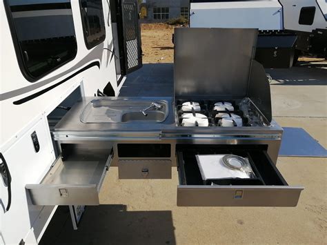 호주 표준 Rv 캠핑카 밴 캠핑카 여행 트레일러 팝 탑 캐러밴 하이브리드 캐러밴 오프로드 캠핑카 트레일러 Buy 오프로드