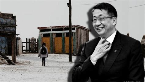 160 тэрбум нүхэн жорлонд урсаж хүүхдүүд орчин үеийн ариун цэврийн үзвэрийн байртай үлдлээ