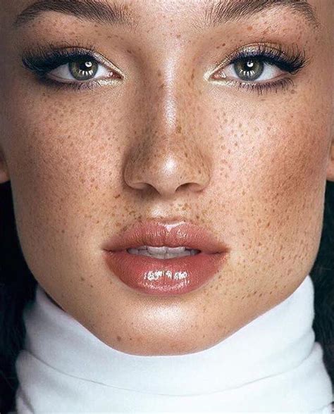 نمش Freckle لابد من صباحي ان يبدأ بك 😍 تاغ لمحبي النمش 🌹 ️ امنمش