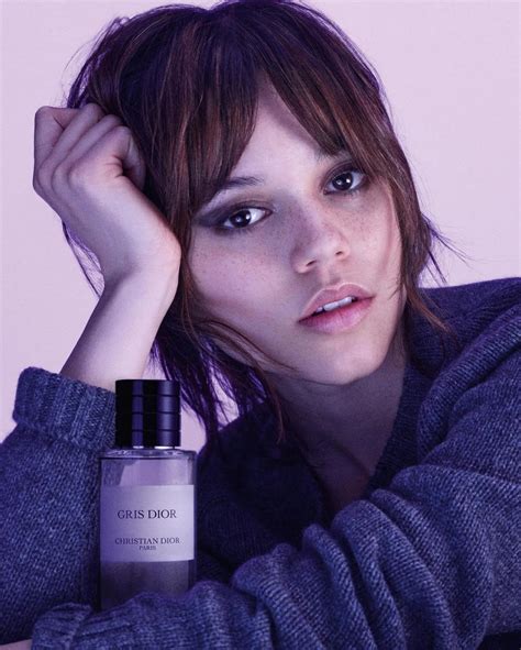 jenna ortega gris dior campaign march 2023 1 celebmafia