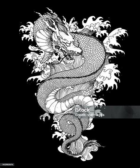 바다 파도와 중국 용 손으로 그린 벡터 일러스트 문신 인쇄 티셔츠 프린트 패브릭 및 기타 용도에 대한 손으로 그린 스케치 일러스트레이션 고대의에 대한 스톡 벡터 아트 및